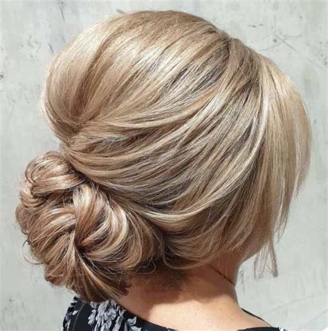 30 Gorgeous Mother Of The Bride Hairstyles For 2024 Hair Adviser
