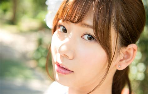 JapaneseThumbs AV Idol Tsumugi Akari 明里つむぎ Photo Gallery 28