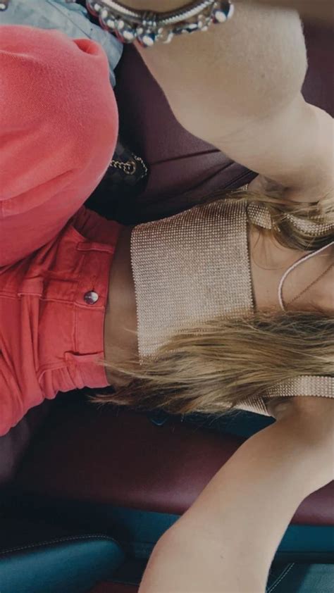 Pin De Livia Stabile Em Outfits Looks Estilosos Looks Looks Party