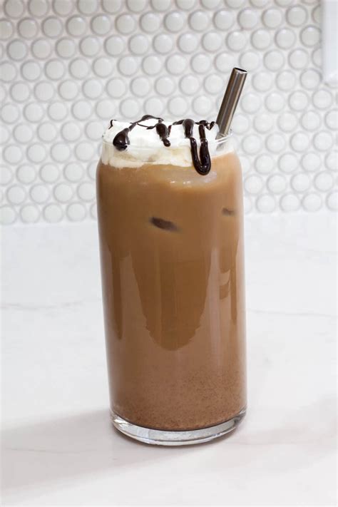 Easy Iced Mocha Coffee Mindy S Cooking Obsession