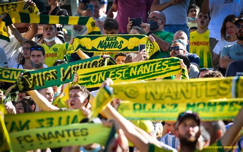FC Nantes INSIDE Tribunes FC Nantes OGC Nice vous y étiez