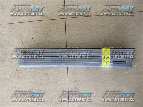 Moldura cubre zócalo delantero izquierdo Ford Ranger 3 2 2014 20 000