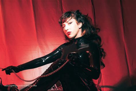 Extreme Pegging Mistressodette Official Profile