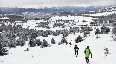 Le Ski Alpin Pour Les Nuls Natural Landmarks Trail Running Mountains