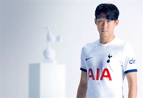 A Closer Look At Tottenham S New 2023 24 Nike Home Kit And The