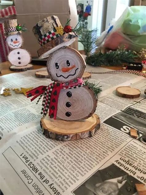 DIY Your Own Christmas Decorations Make Fun And Simple Projects For