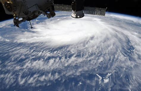 Cómo se forman los huracanes y por qué se originan Clima