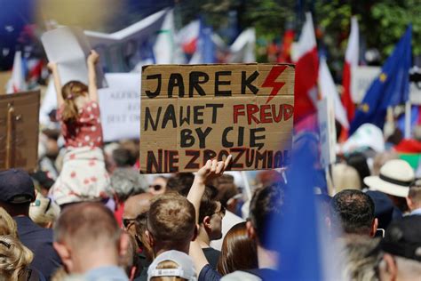 Marsz 4 czerwca Tu jest Polska w Warszawie na zdjęciach
