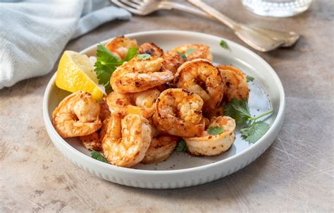 Crevettes sautées à l ail Recette de Crevettes sautées à l ail Marmiton