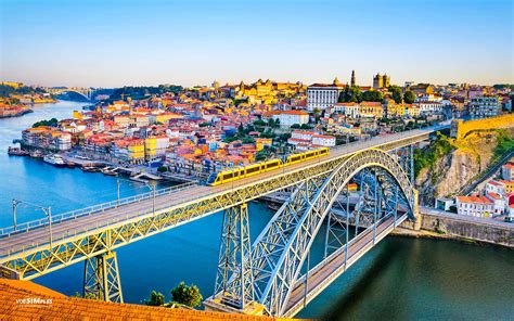 Passagem aérea executiva voando TAP desde Guarulhos à Porto Portugal