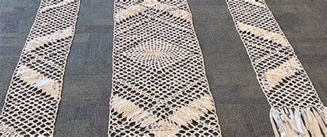 DAM XL Lace Complete Artfully Unraveling The World Of Lace