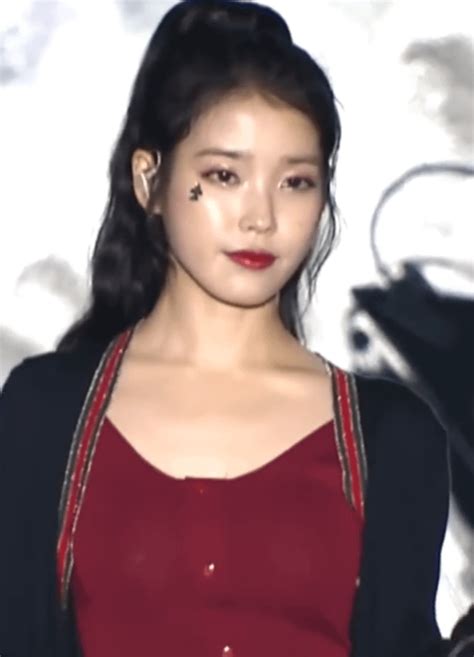 Mommy Is So Perky🤤 Riufap