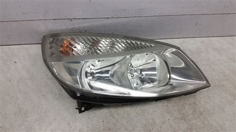 LAMPA PRAWY PRZÓD PRAWA PRZEDNIA RENAULT SCENIC II 03 06 EUROPA 158104
