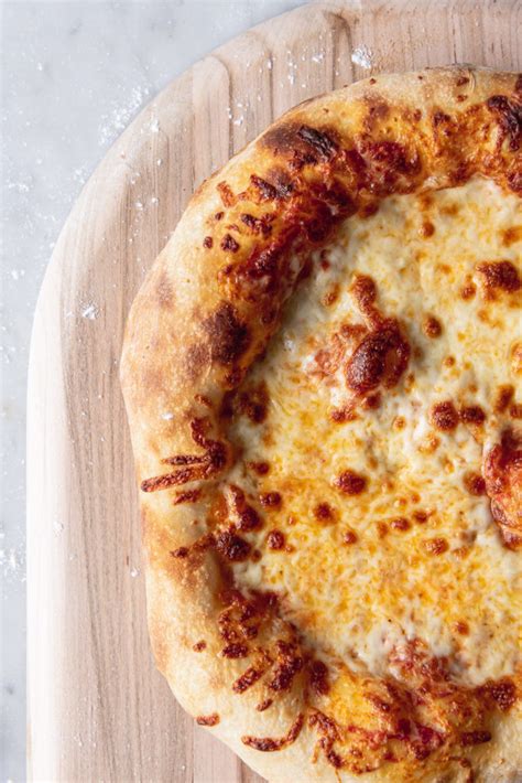 Chewy Pizza Dough Recipes You Can Make In Minutes Easy Recipes