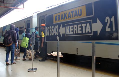 Dapat PSO KA Ekonomi Rp3 4 T KAI Tandatangani Kontrak Dengan Kemenhub