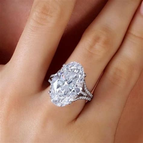 Bague de fiançailles ovale pour femme Halo CZ en argent sterling