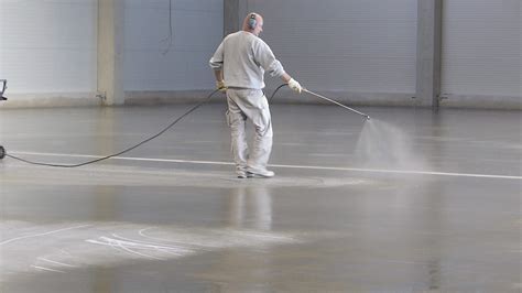Oberflächenschutz und Oberflächenbehandlung an Beton BECOSAN