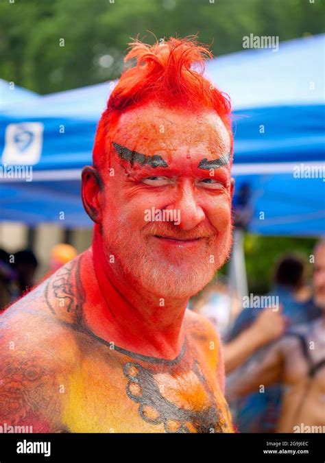 Bodypainting Day Hi Res Stock Photography And Images Alamy