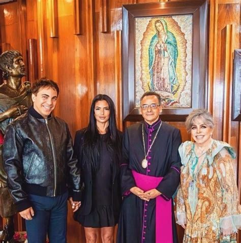 Cristian Castro se reconcilia con Mariela Sánchez y le dedica amoroso