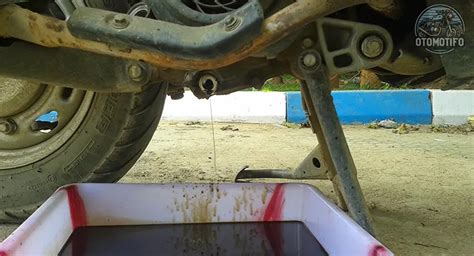Ganti Oli Motor Matic Berapa Bulan Sekali Ini Waktu Yang Tepat