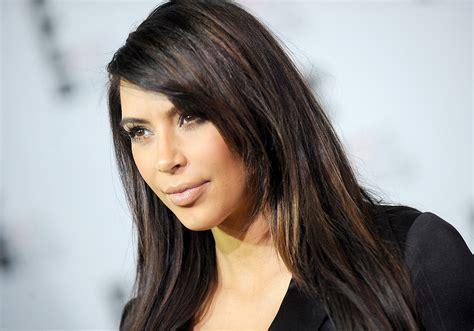 Kim Kardashian première vidéo après son accouchement Elle