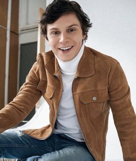 As Es Evan Peters El Actor Que Interpreta Al Asesino Jeffrey Dahmer