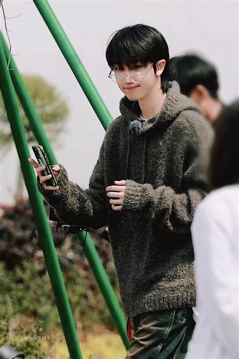 Pin By Evy Su On M I N G H A O In Seventeen Seventeen