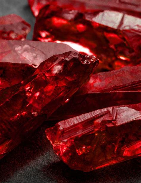 Origen y significado del rubí cómo cuidarlo y cuáles son sus