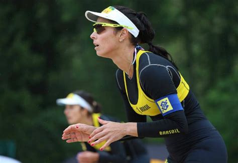 De olho na corrida olímpica duplas femininas se preparam em Praga