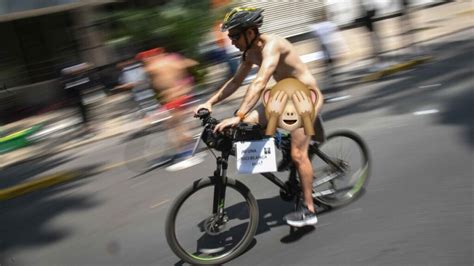 Chilango Rodada Ciclista Mundial al Desnudo 2024 Así se vivió en CDMX