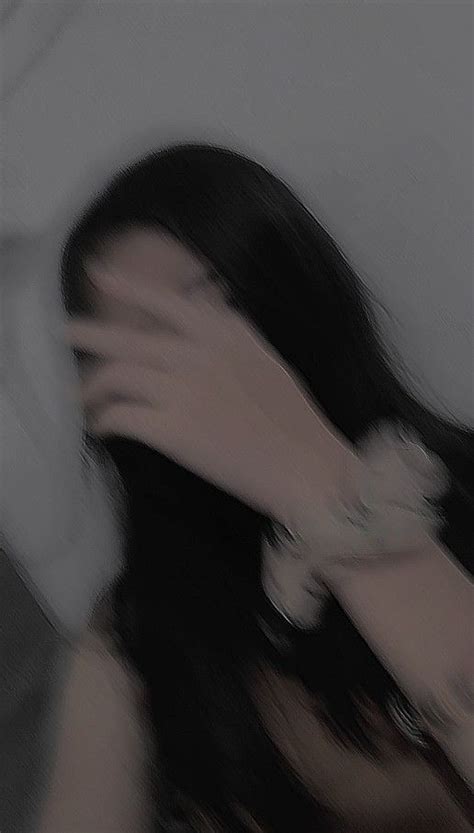 Pin By Valeria Bustillo On Pin Face Pictures Blurred Aesthetic Girl