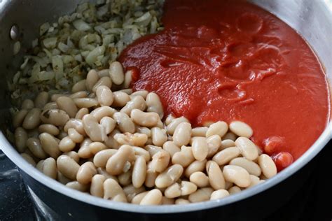 Fagioli All Uccelletto Vegan Tuscan Beans In Tomato Sauce Recipe