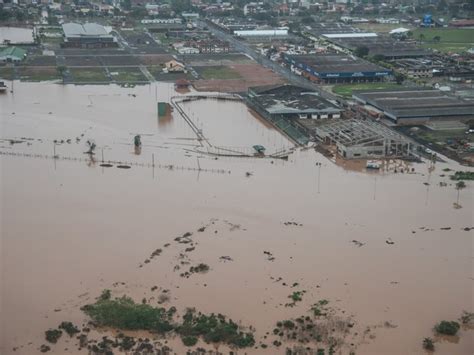 G1 Após chuva Defesa Civil alerta para aumento no nível dos rios no