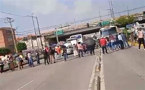Puebla Vecinos Del Sur Cierran La 11 Sur Para Pedir Agua Potable El