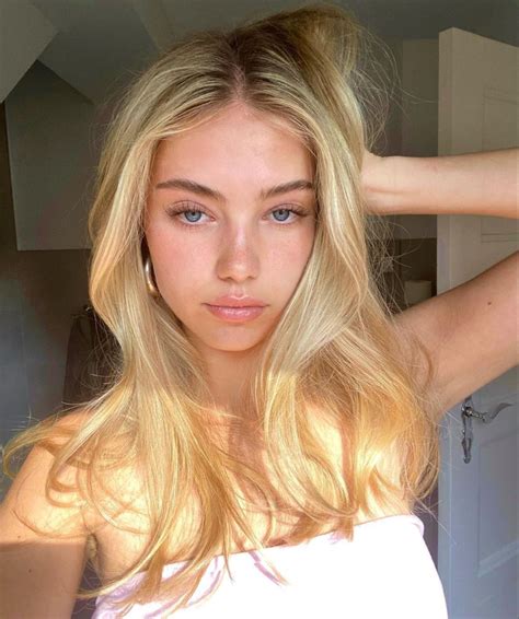 Blonde Hair Looks Blonde Hair Girl Blonde Hair Outfits Blonde White Girl Messy Blonde Hair