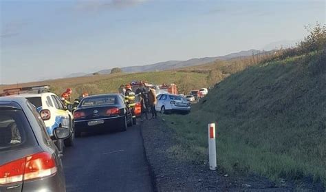 FOTO Trafic blocat pe DN 1 în județul Brașov Patru autoturisme