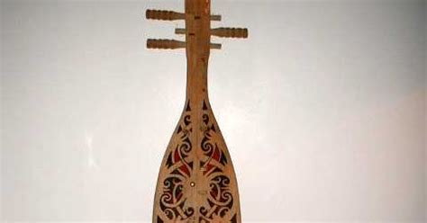 Sape Alat Muzik Tradisional Iban Replika Sape Serawak S Rental Your