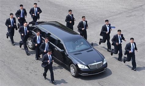 In Pictures The Historic Korean Summit Bodyguard Just Beautiful Men
