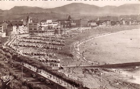 Saint Jean de Luz Vue générale de la plage Carte postale ancienne
