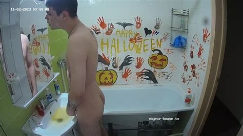 Watch Naked People Artem Peeing In The Sink 2 Nov 2023 Naked People