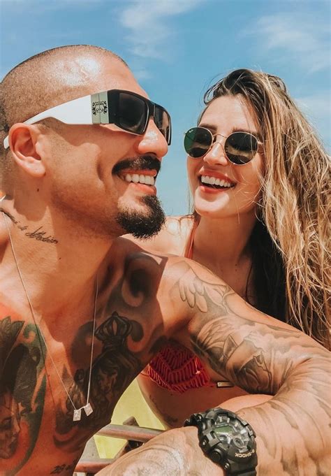 Fernando Medeiros E Aline Gotschalg Curtem Dia De Sol No Rio De Janeiro
