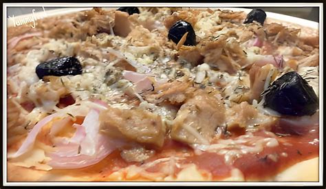 Recette De Pizza Au Thon Par Yummyfood
