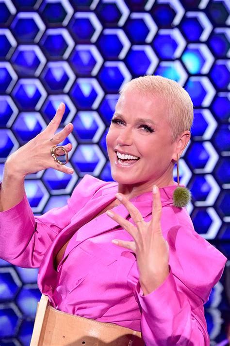 Xuxa Meneghel aparece nua em ensaio feito pelo sobrinho Metrópoles
