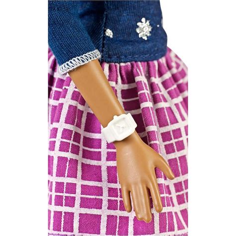 Muñeca Nikki Barbie Fashionistas CFG17 BarbiePedia