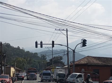 Los semáforos en Antigua Guatemala que generan polémica