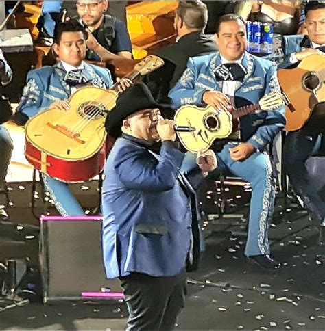 Chuy Lizárraga y su banda Tierra Sinaloense se presentaron en el