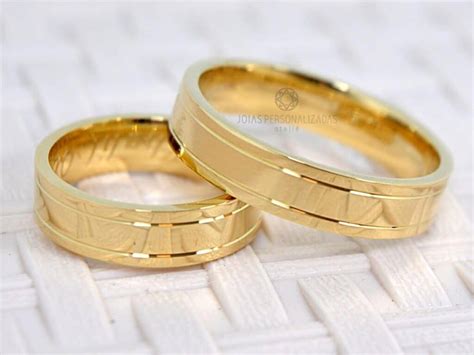 Alian As Quadradas Em Ouro K Frisos Laterais