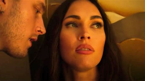 Megan Fox Bdsm Ve Makineli Tüfek Kellynin Baba Olarak Adlandırılmasının Tepkiyle Nasıl