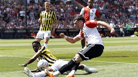 Santiago Giménez estaría en la mira de la Juventus de Turín Hoy Fut