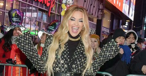 Rita Ora Stuns In Eye Catching Coat For Dick Clark S New Year S Rockin